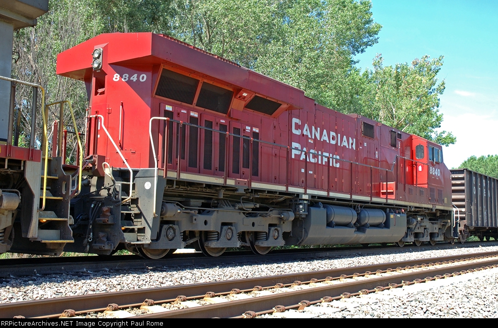 CP 8840, GE ES44AC, strange to see this Canadian unit here on the BNSF